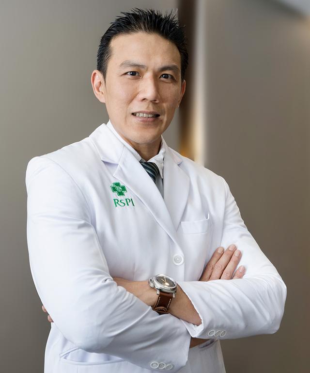 dr. Christopher Kapuangan, Sp. An-TI, Subsp. An.Ped. (K) | RS Pondok Indah